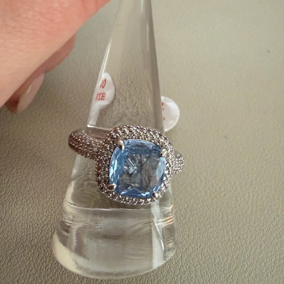 Bomb Party | Jewelry | Bomb Party Og Collection Standing In The ...